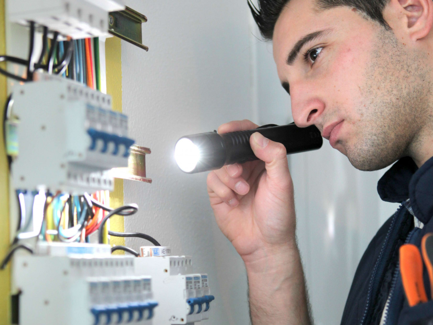 Service and Repair | Envision Electric Inc.